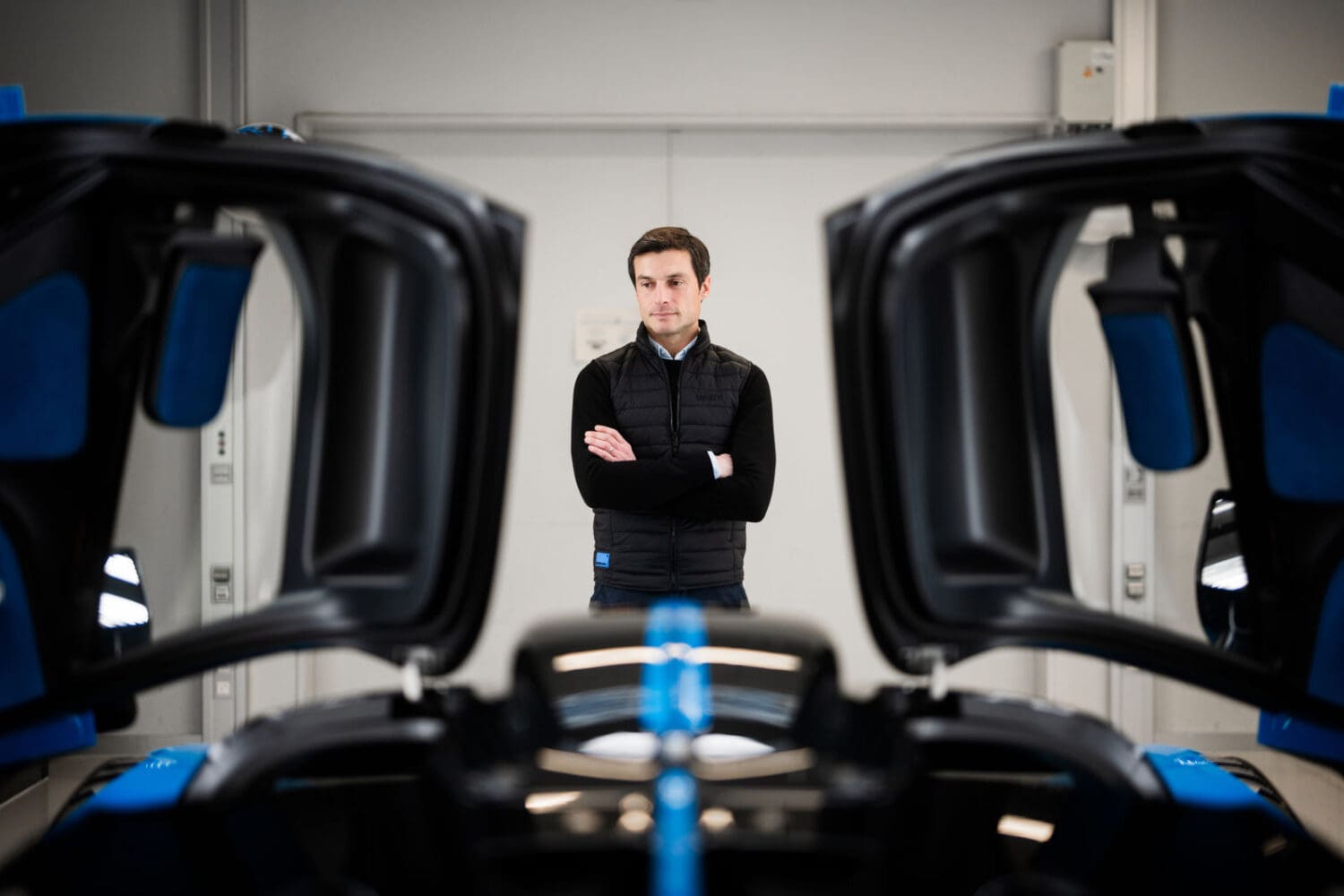 Bruno Spengler asume el papel de Pierre-Henri Raphanel como Bugatti ...