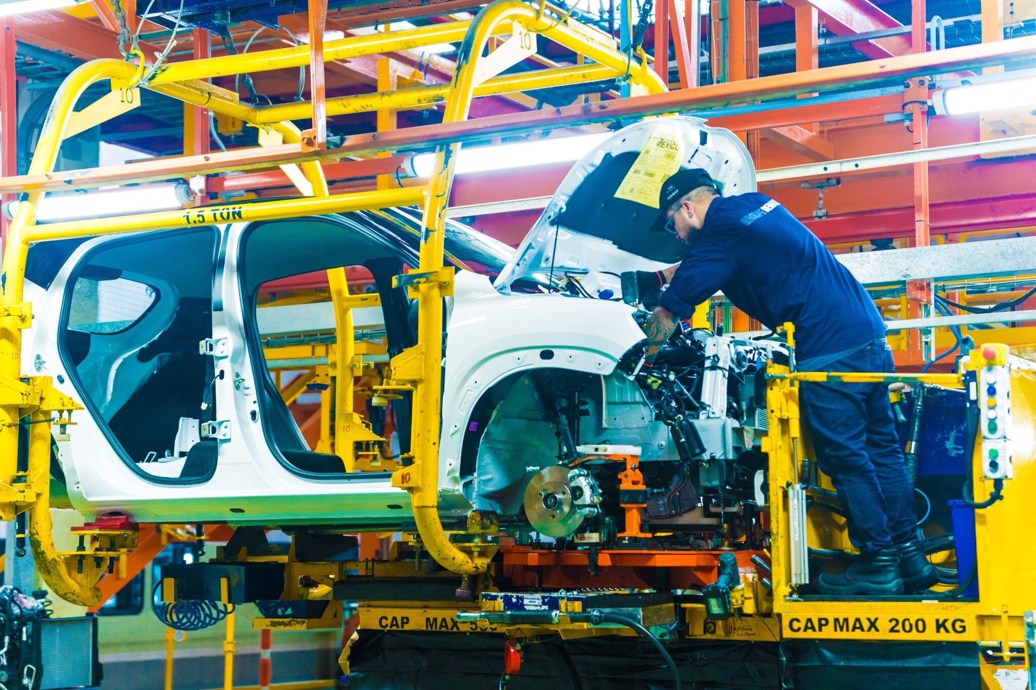 Renault-Sofasa inicia producción en Colombia - REVISTA AUTOSMAS