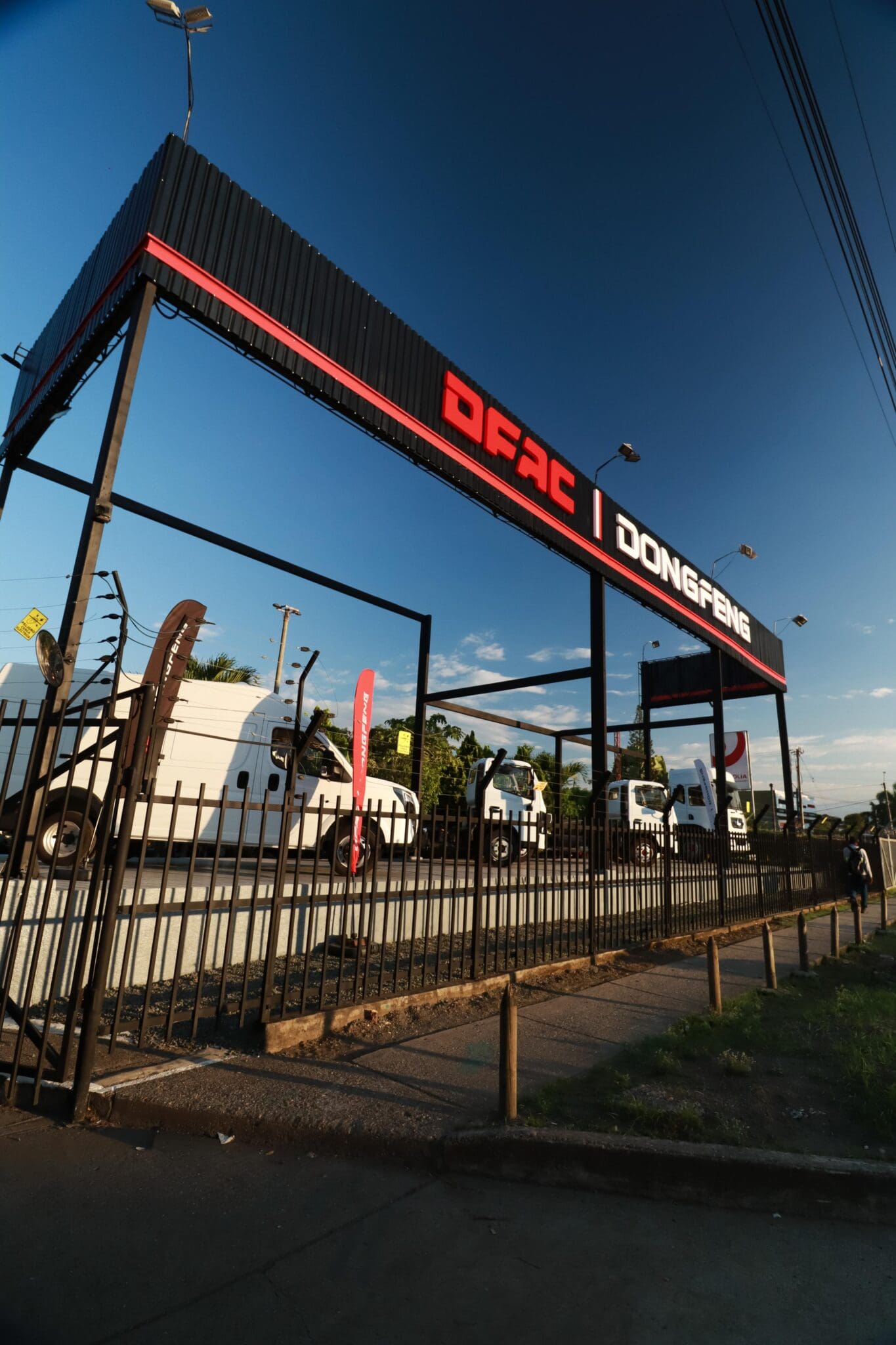 DFAC|Dongfeng inaugura en Cali su segunda vitrina - REVISTA AUTOSMAS